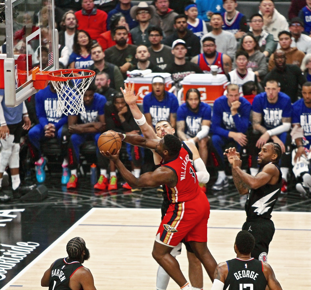 Zion's 2nd Half Surge Powers Pelicans Over Clippers