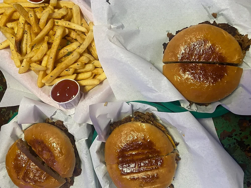 The Original Slap Burger: A Gastronomic Adventure | The Luxe Travel Blog