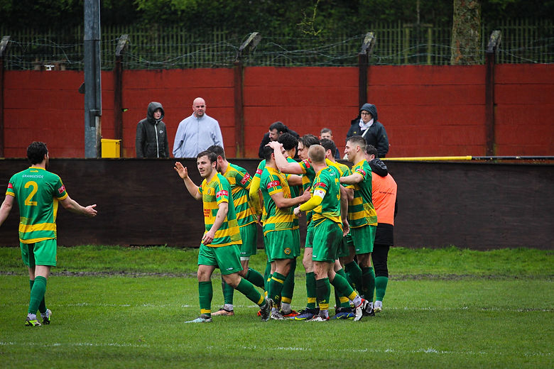 Home | Runcorn Linnets FC