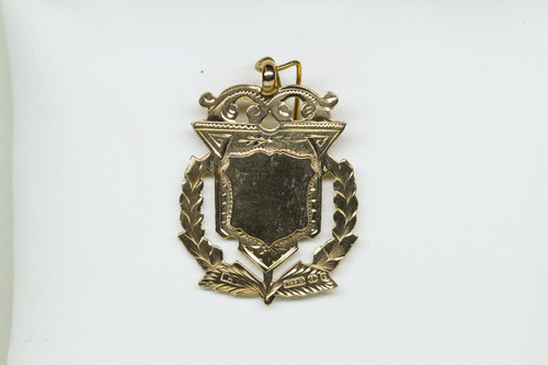9ct Solid Gold Shields Fob | frederickallen