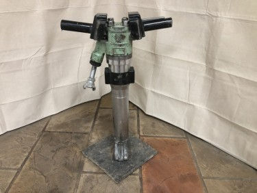 60 lb. Pneumatic Jackhammer