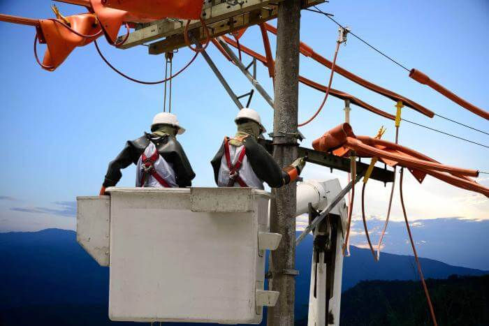 Alberta lineman apprenticeships and training