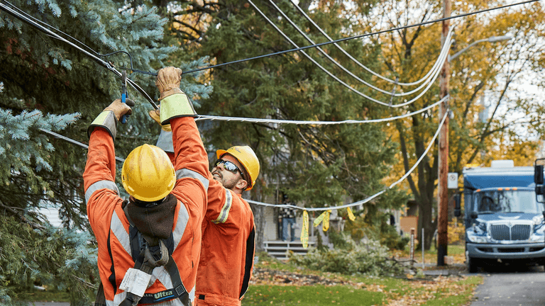 Quebec lineman apprenticeships and training