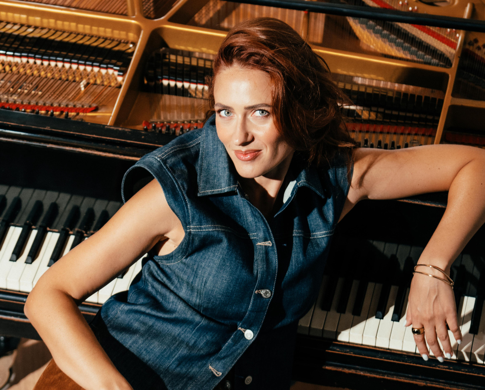 LEYAH | Cinematic Pop Music