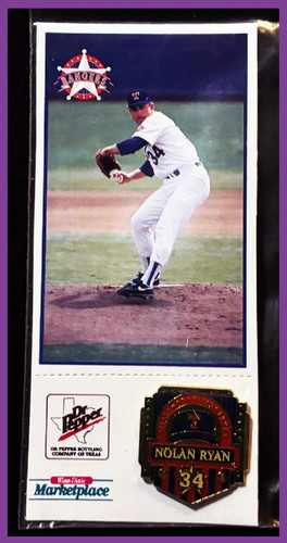 1999 Nolan Ryan #34 HOF Lepel Pin plus Card | AAAlvinsSportsCards