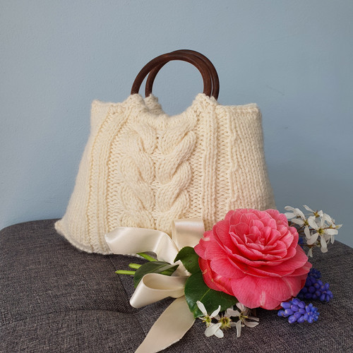Cabled Bangle Bag | Love And Fibres