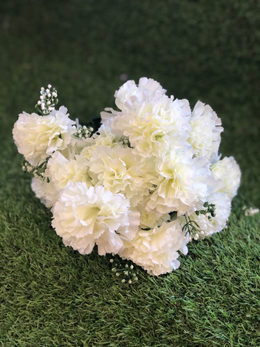Carnation Bush with Gyp 18 Heads White | Thistle And Fearne