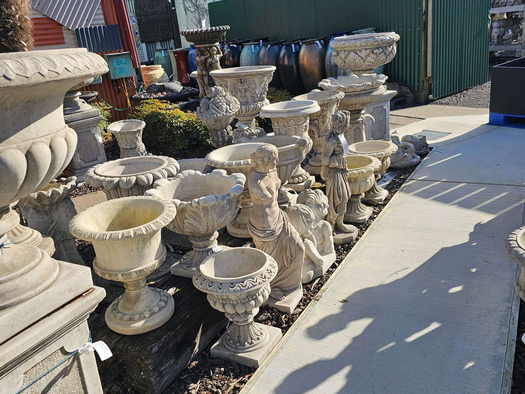 Country Village Dragonstone | Garden sculptures NZ | 3 Rangiotu Road ...