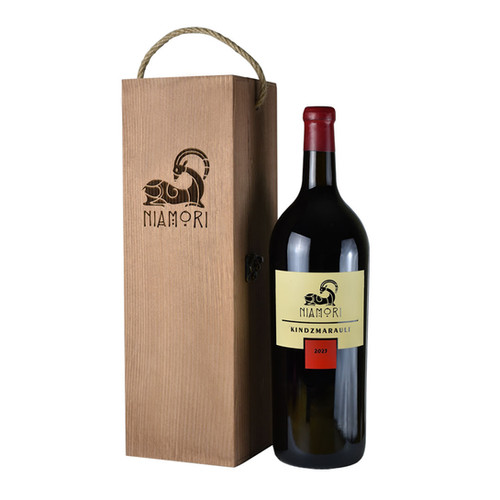 ქინძმარაული | წითელი ნახ.ტკბილი | 1.50 ლ | წარწერის გრავირებით ...