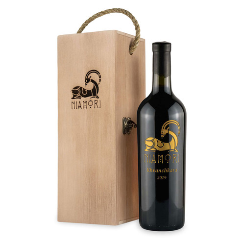 ხვანჭკარა | წითელი ნახ.ტკბილი | ხის ყუთით | 0.75 ლ | წარწერის ...