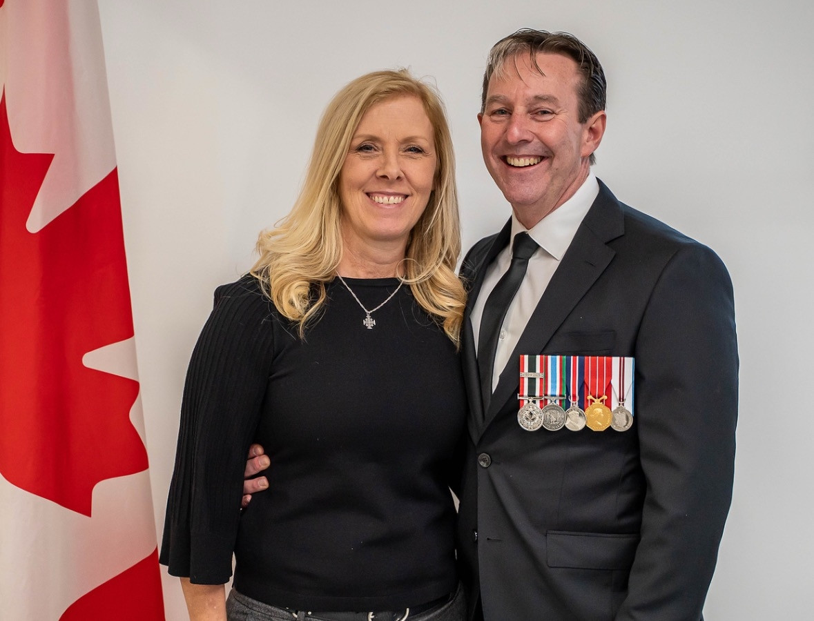 About | Dr. Stephen Ellis