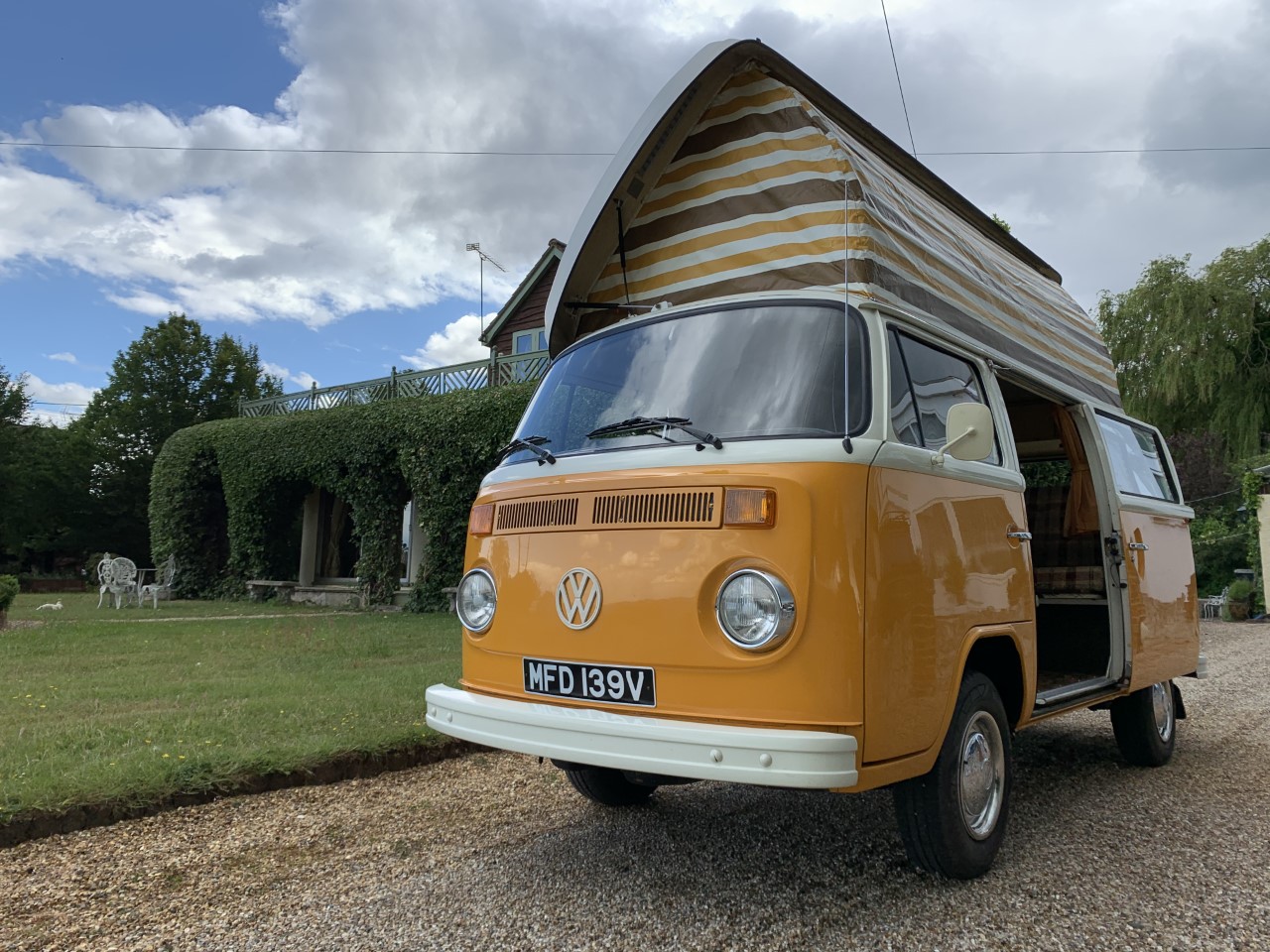 VW Devon Moonraker Camper Van | Essex | vwdownunder.com