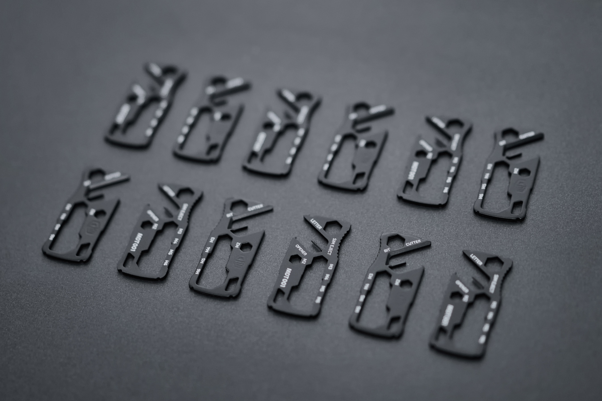 MDT001 | MADD 15 In 1 Tiny Pocket Multi-tool for Outdoor