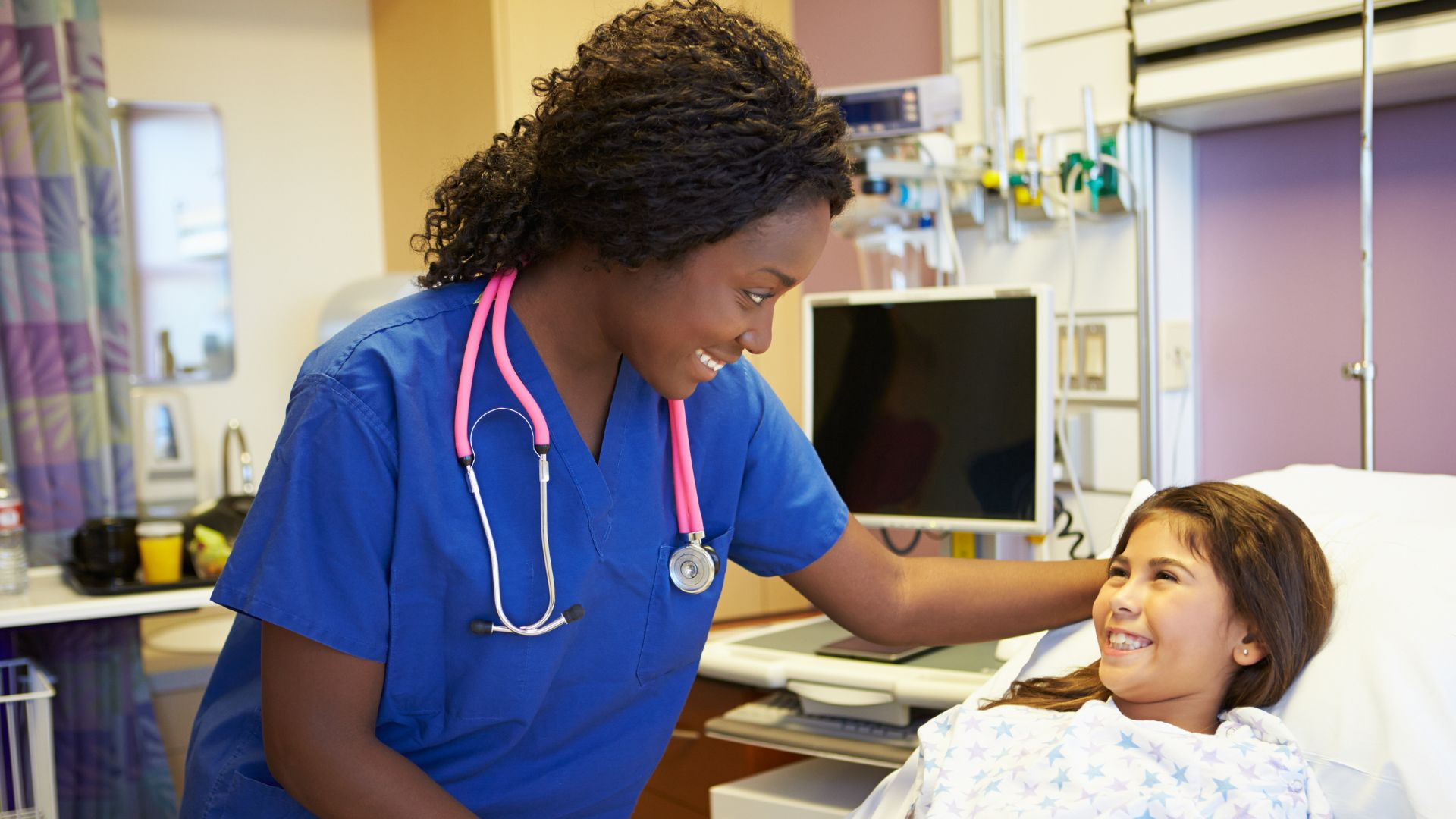 How to Become a Certified Medical Assistant Online | CSI