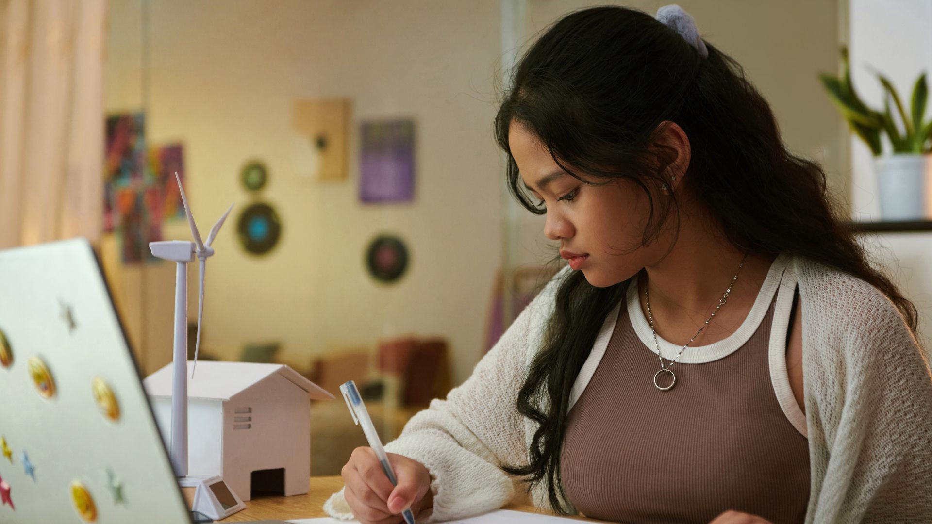 Is an Online Medical Assistant Training Program Worth It?