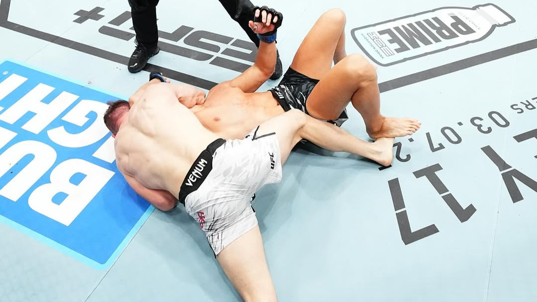 İbo Aslan, UFC’deki İlk Yenilgisini Aldı! | Linesman