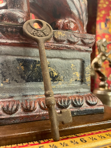 Antique / Vintage Skeleton Key | The Full Monty