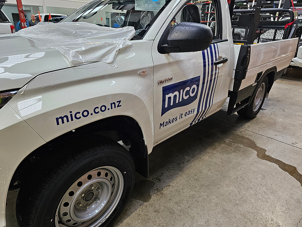 Simple Vehicle Signage