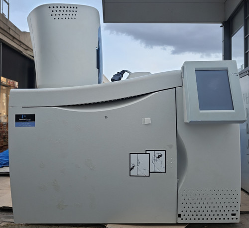 Perkin Elmer Clarus 500 Gas Chromatograph | rescience