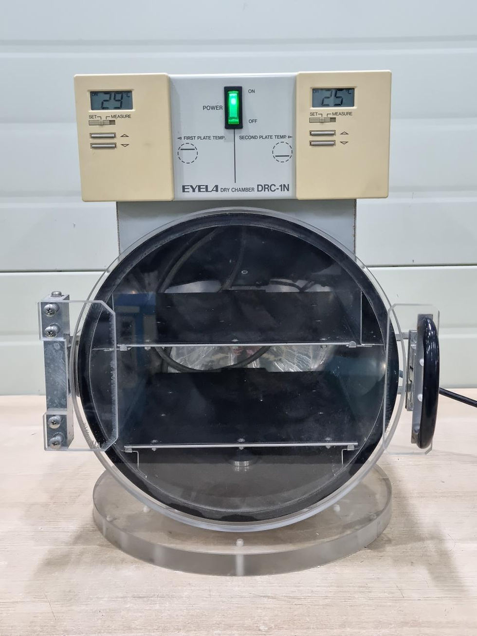 EYELA DRY Chamber DRC-1N | rescience