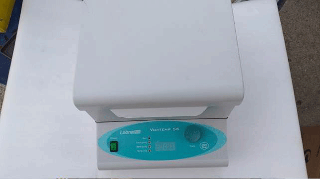 Labnet S2056A-220V Microplate/Microtube Shaking Incubator | rescience