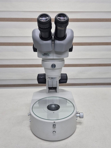 Nikon SMZ645 stereozoom microscope | rescience