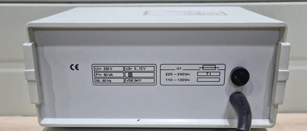 Leybold Didactic 521 230 Kleinspannungs-Netzgerat Low Voltage Power Supply | rescience