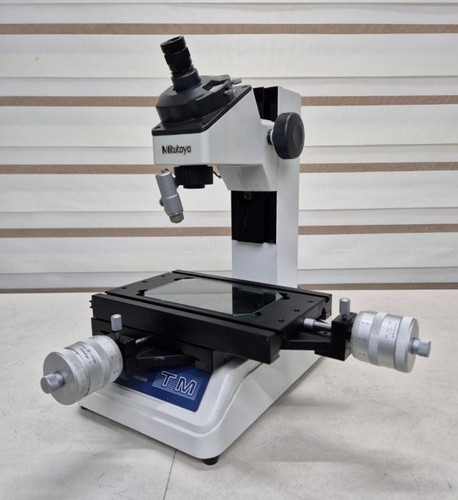 Mitutoyo 176-812K Toolmakers's Microscope | rescience