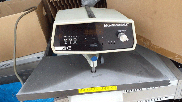 ADE MicroSense 6033T Wafer Thickness Gauge | rescience