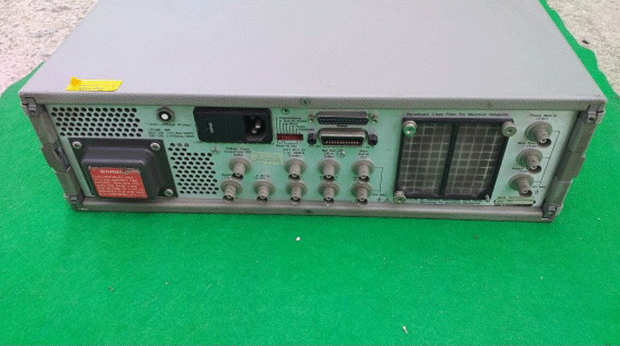 HP 3325B Synthesizer/Function Generator | rescience