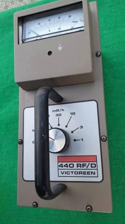 Victoreen 440 RF/D Shielded Survey Meter | rescience