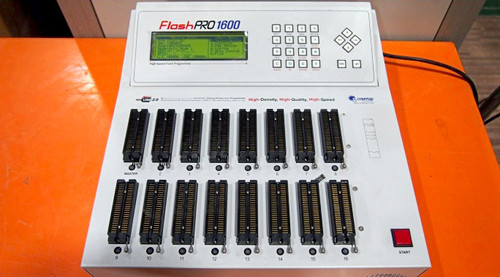 Compass Systems FlashPro 1600 High-Speed Flash Programmer | rescience
