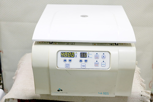 Labogene 416 Centrifuge | rescience