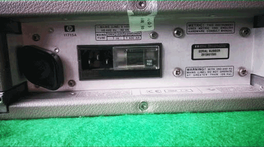 HP 11715A AM/FM Test Source | rescience