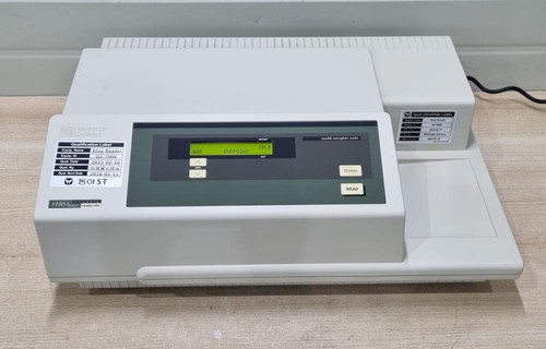 Molecular Devices VERSAmax microplate reader | rescience