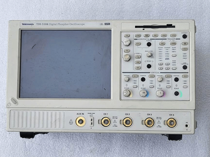 Tektronix TDS5104 Digital Phosphor Oscilloscope-FOR PART | rescience