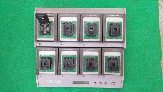 HI-LO PRO-208 Universal Programmer | rescience