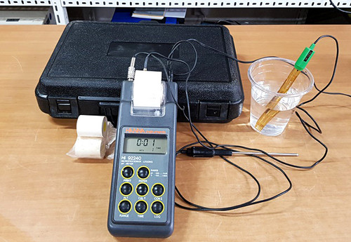 Hanna Instruments HI92240 Microprocessor Logging pH Meter | rescience