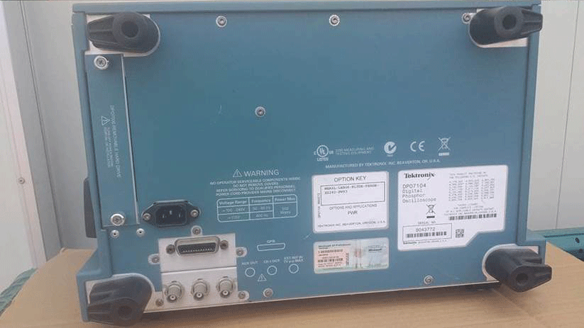 Tektronix DPO7104 Dightal Phosphor Oscillscope | rescience