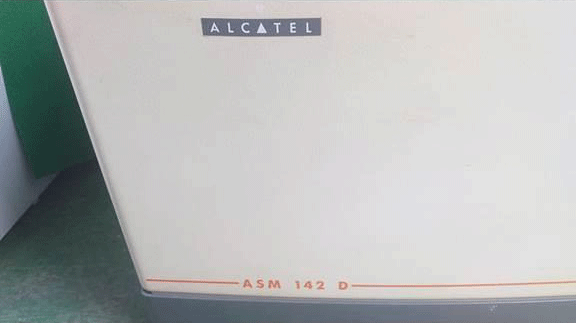 Pfeiffer ASM 142 D Helium Lead Detector | rescience