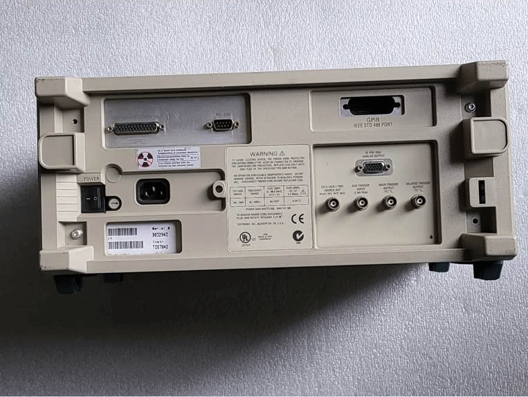 Tektronix TDS784D Digital Phosphor Oscilloscope-FOR PART | rescience