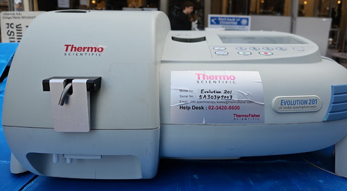 Thermo Evolution™ 201 UV-Visible Spectrophotometer | rescience