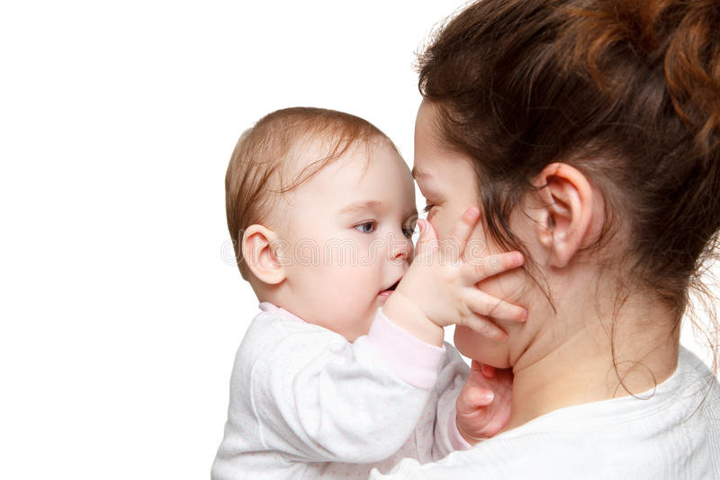 When will my baby sign back? (4 stages of your baby's learning)