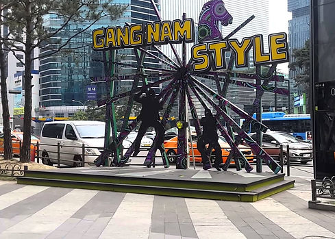 Gangnam Shopping Street & getting there - KoreaToDo