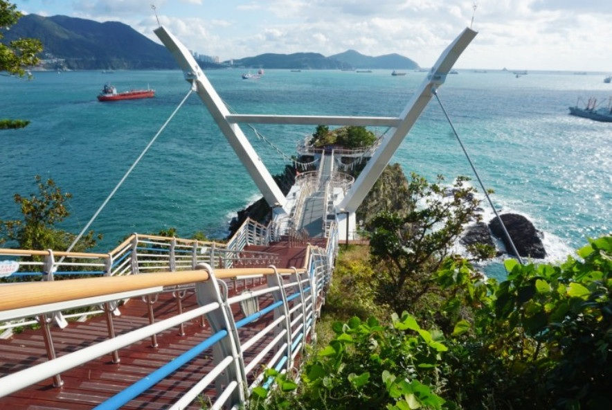 Songdo Beach, Nearby Attractions & Getting There (BUSAN) | KoreaToDo