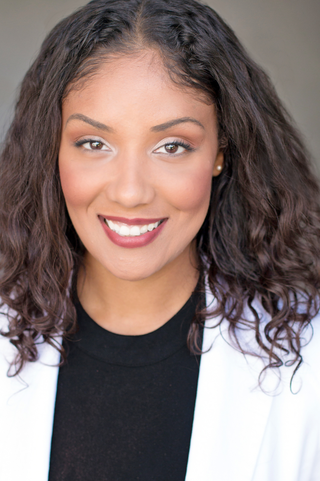 ADELLA PASOS » OFFICIAL WEBSITE