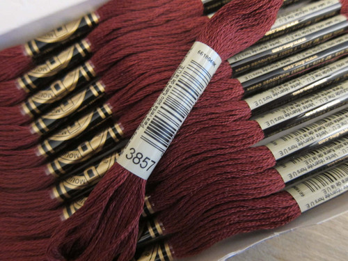 3857 HILO PARA BORDAR DMC - ROSEWOOD DK | Bordar.cl