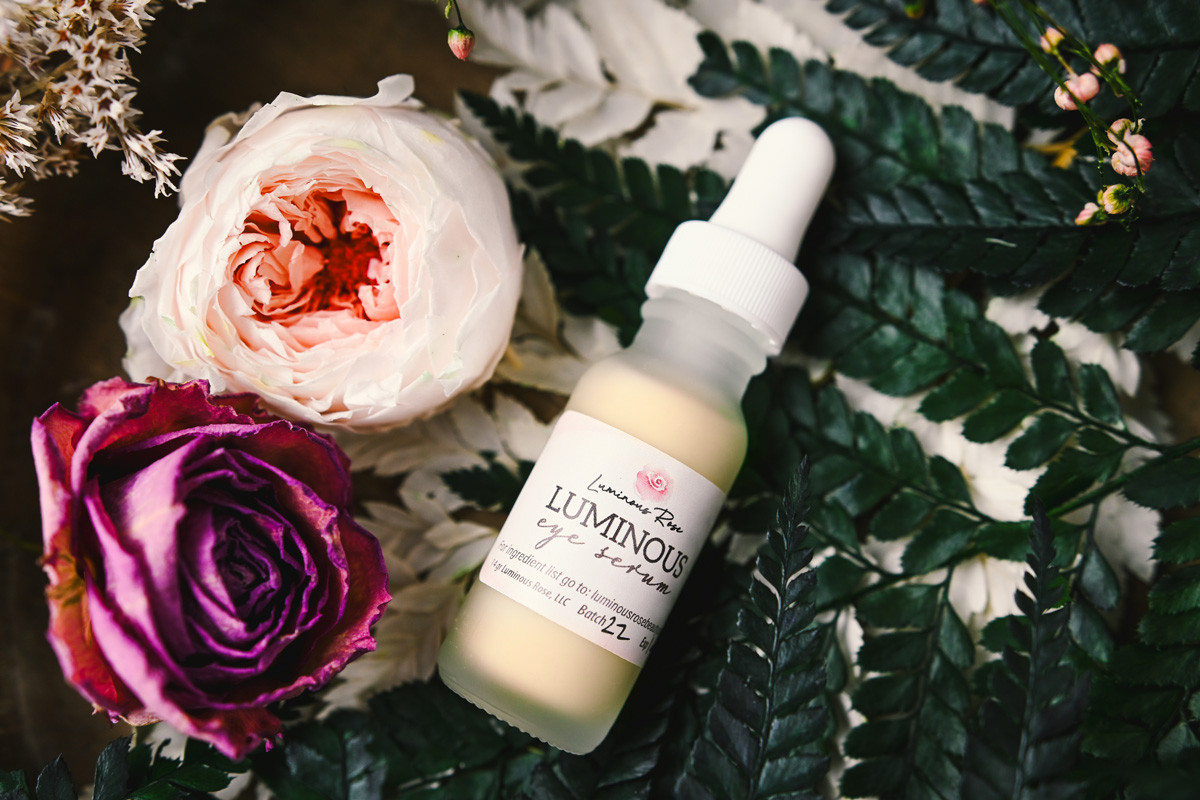 Eyes | Luminous Rose