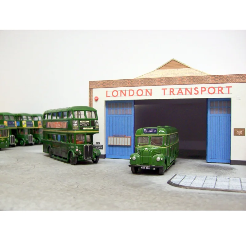 CY Crawley LT country / LCBS bus garage 1/76 | Kingsway Models