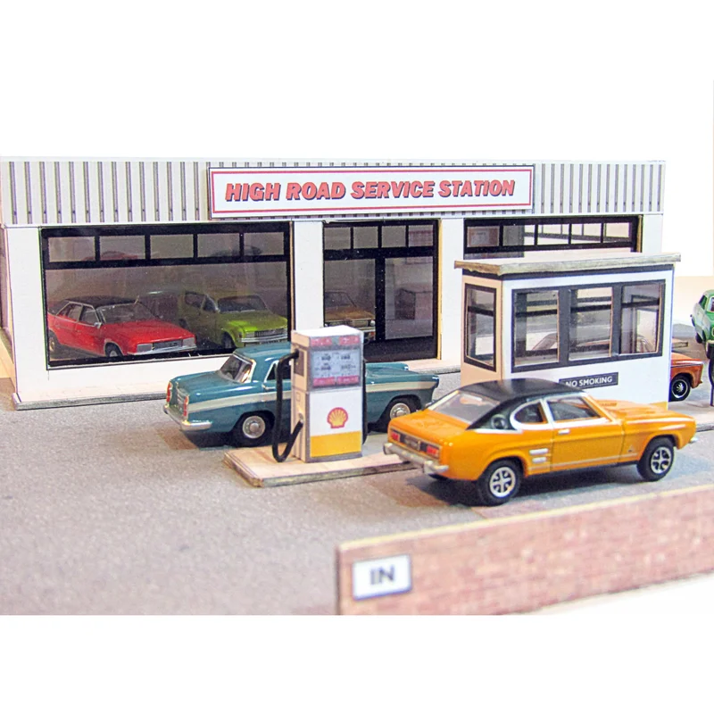GS Garage filling station & showroom 1/76 | Kingsway Models